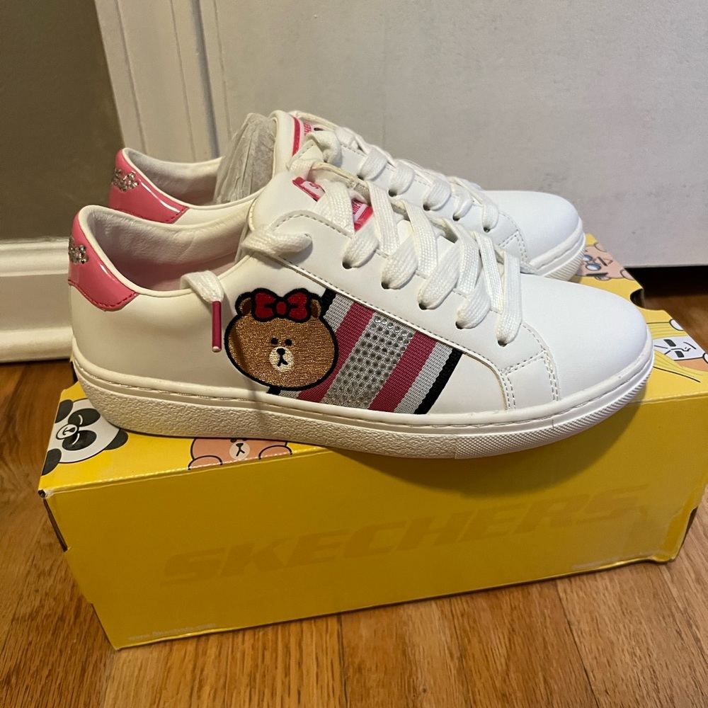 Brand New Choco Line Friends Sketchers Shoes Pink 5.5m - Gem